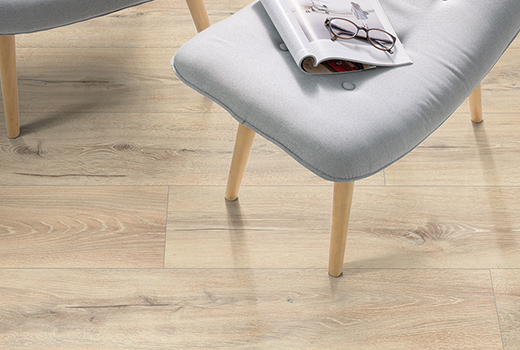 Купить ламинат Egger Pro Classic 8/33 V4 Дуб Мелба бежевый 33 кл 8 мм в Бийске